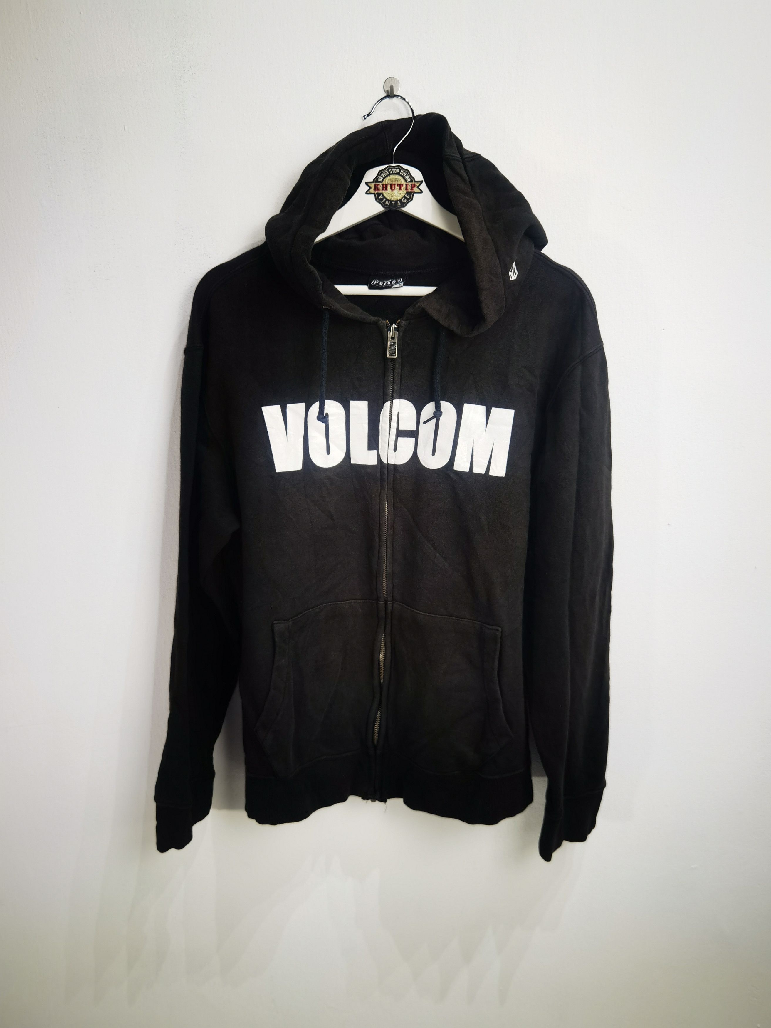 Streetwear × Volcom Hoodie Volcom Spellout & Back print | Grailed