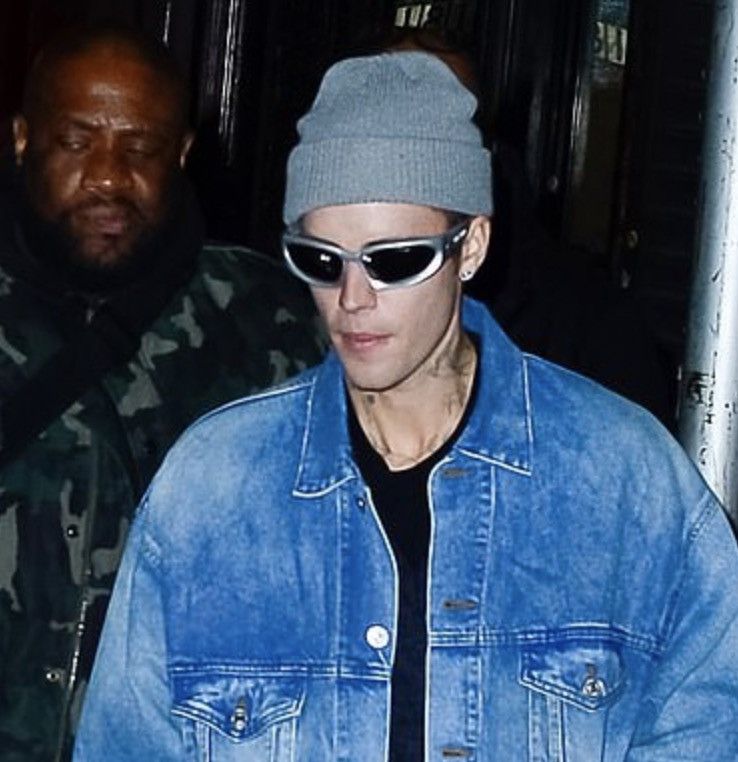 Balenciaga 2021 Runway Swift Oval Sunglasses Silver Justin Bieber | Grailed