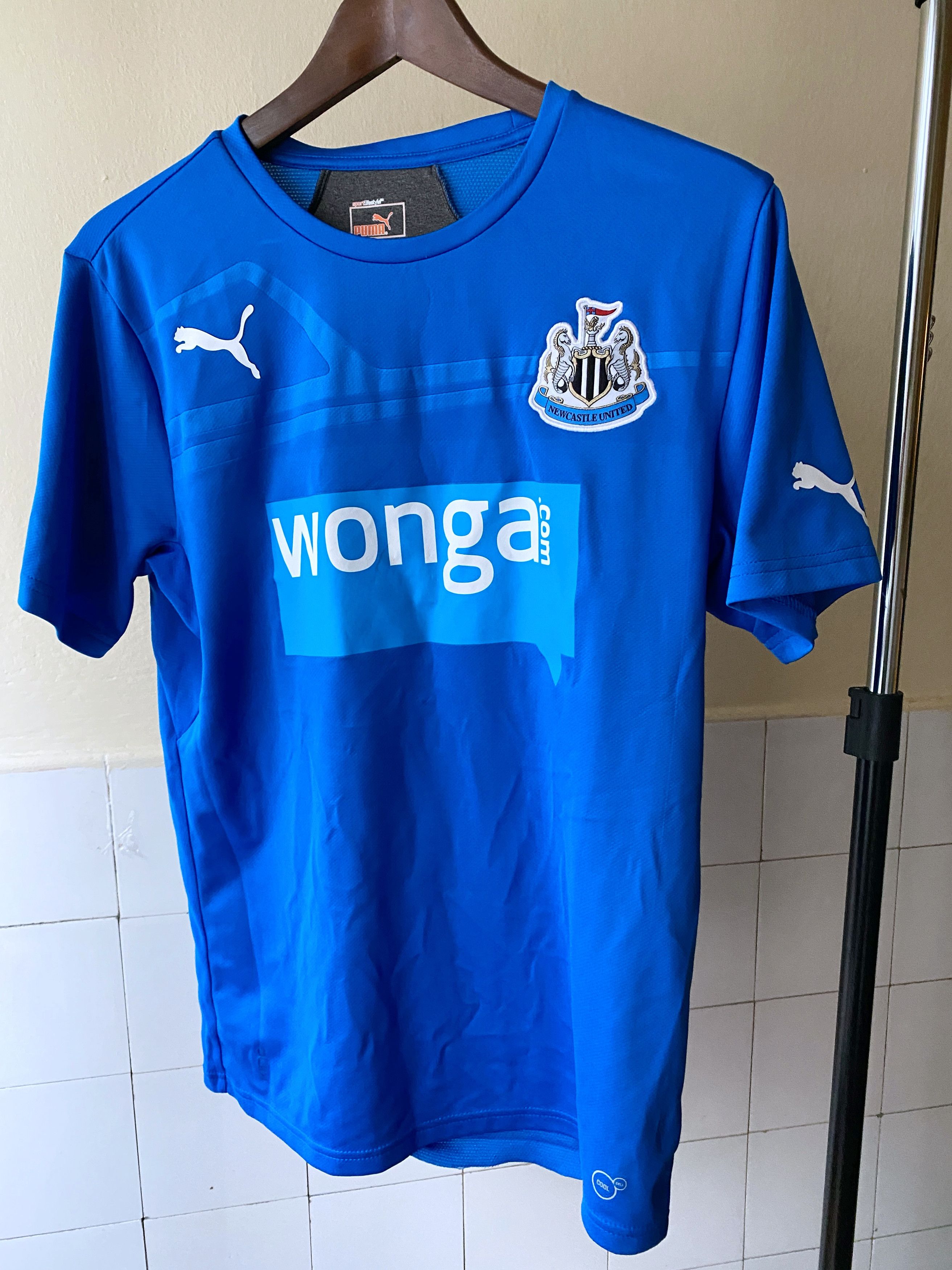 Puma Newcastle United FC Puma shirt jersey football soccer siz S | Grailed