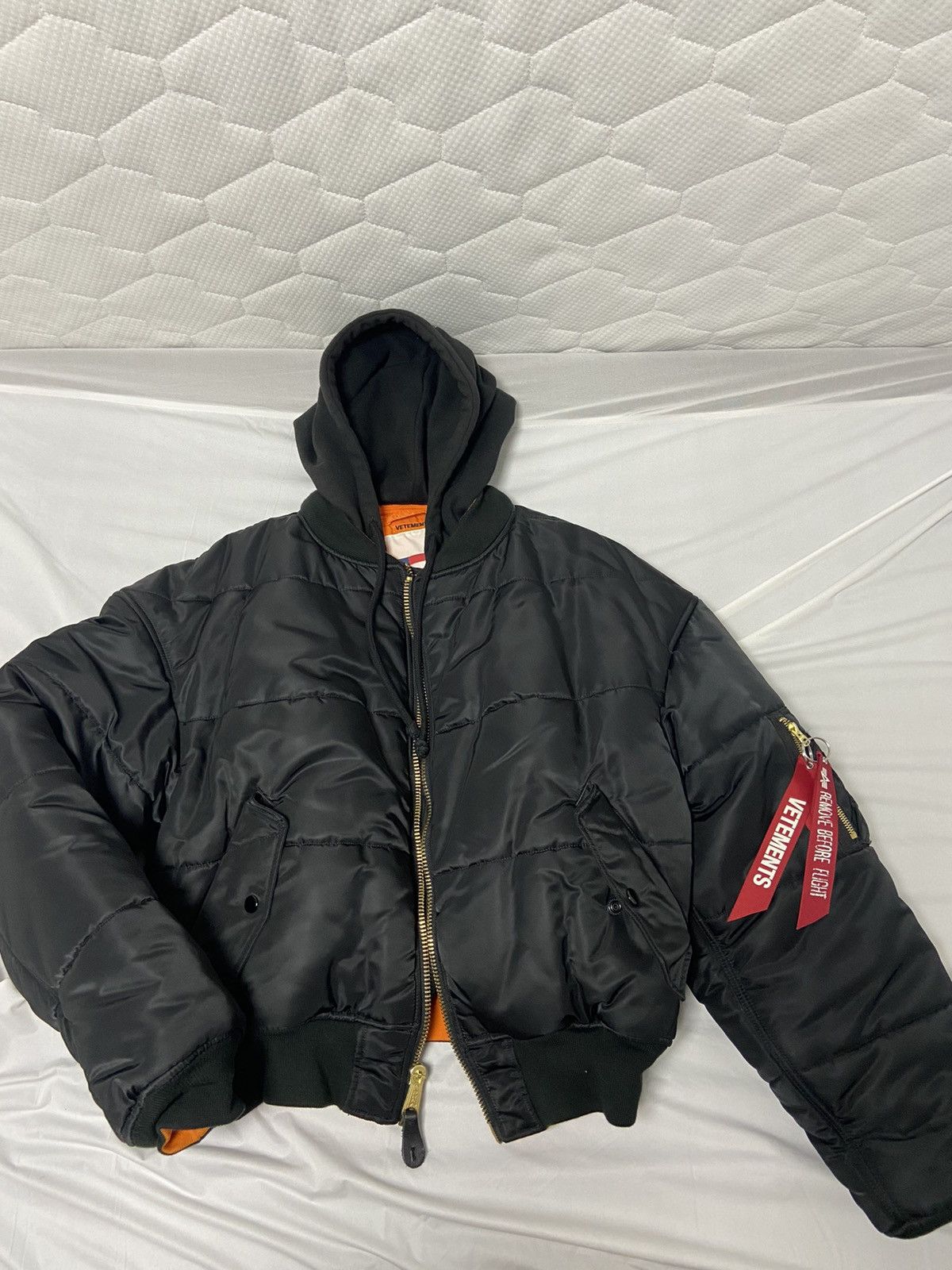 Alpha Industries × Vetements S Vetements X alpha industries 17fw cropped Bomber jacket | Grailed