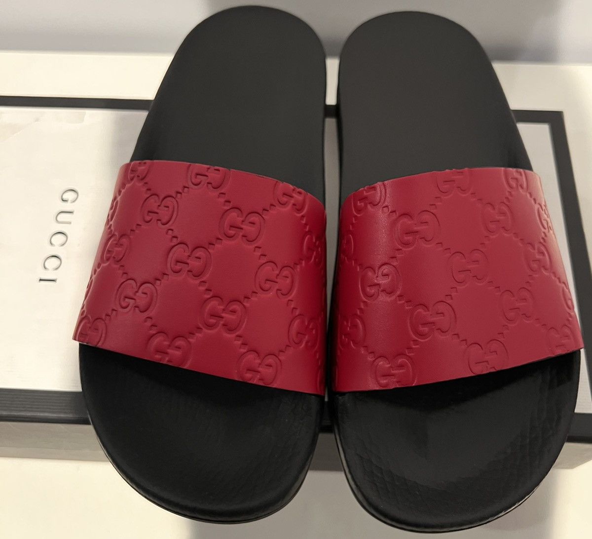 Gucci Gucci Signature leather sandals slides hibiscus red 37 | Grailed