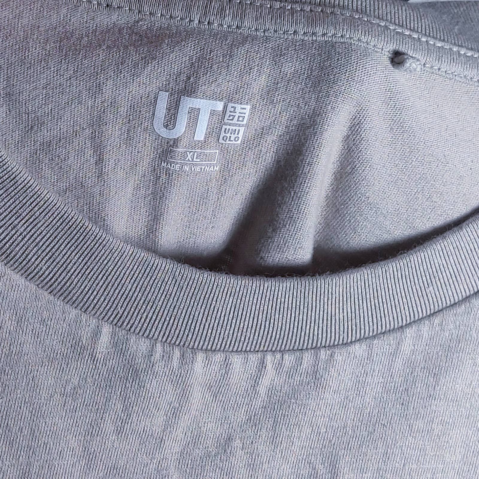 Uniqlo Uniqlo Demon Slayer Chuntaro Zenitsu UT WOMEN - Xtra Large | Grailed