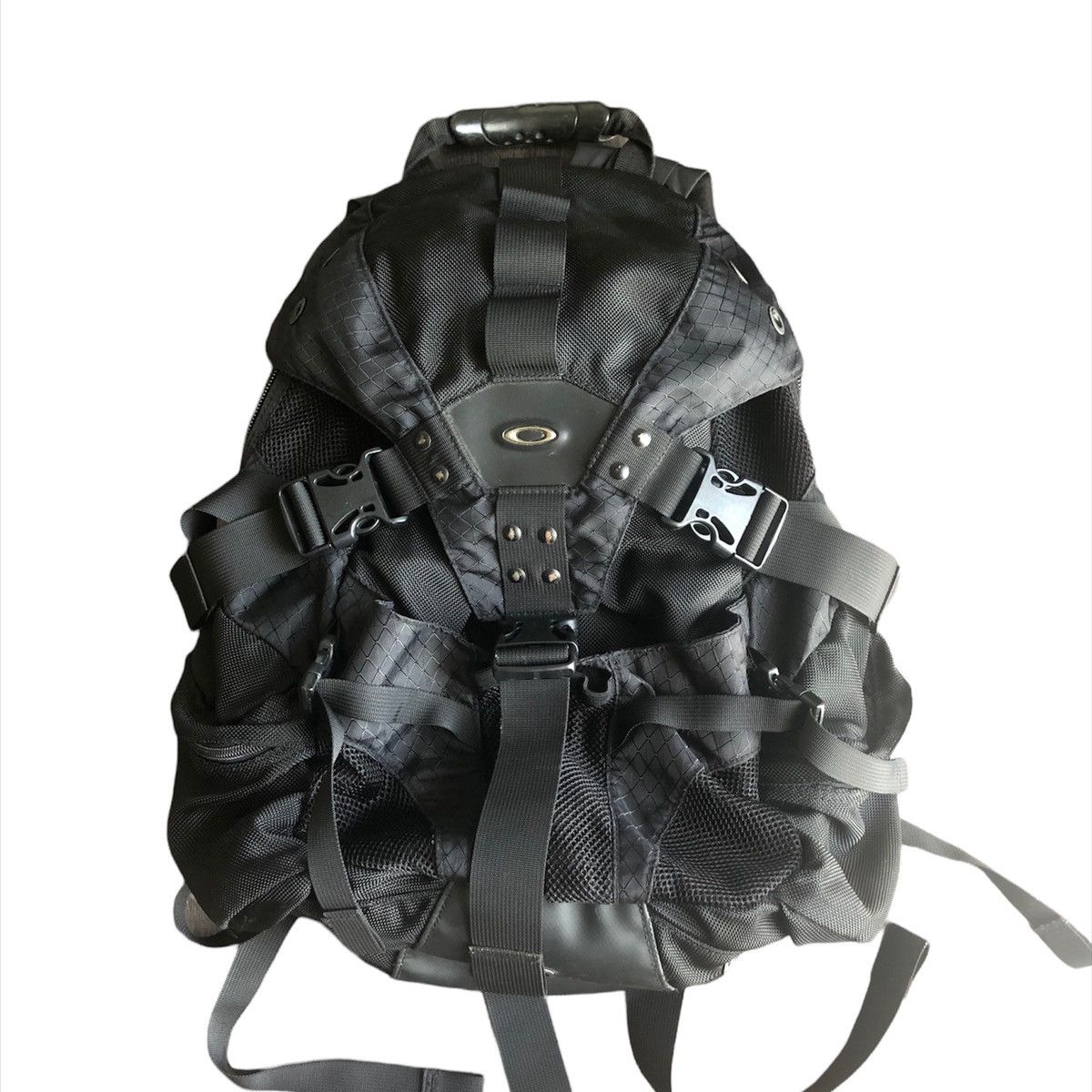 Vintage Oakley Icon 2.0 Backpack | Grailed