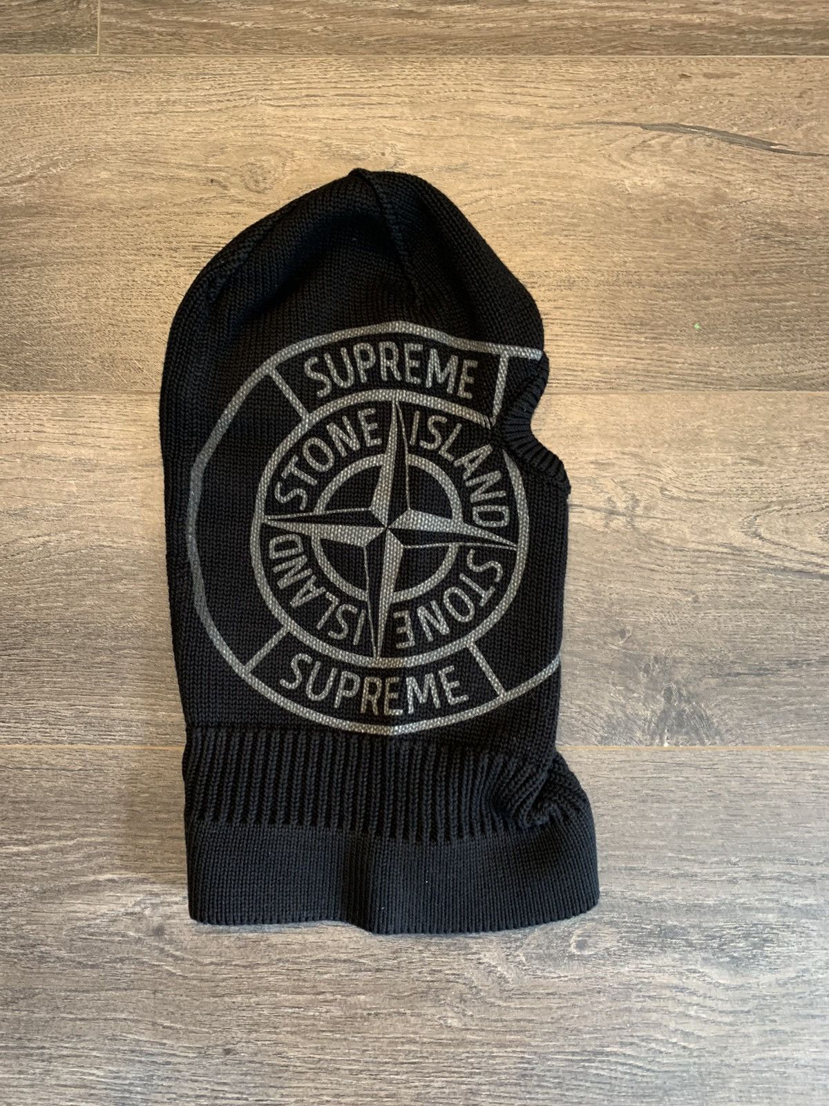 Supreme Supreme X Stone Island Glow Knit Balaclava | Grailed