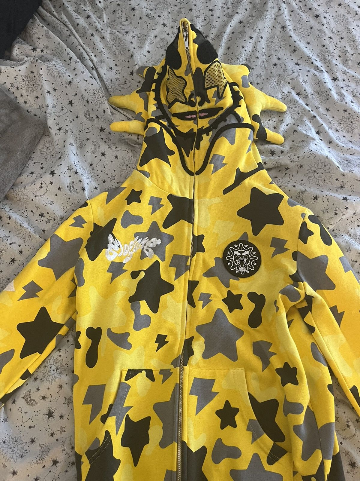 Glo Gang Glo gang yellow star camo full zip up | Grailed