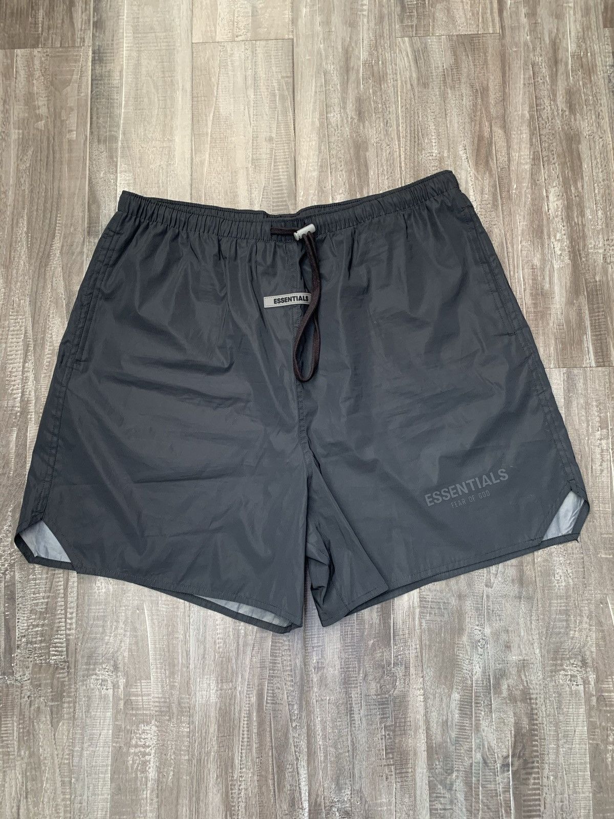 Pacsun Fear of God 3M Essentials Shorts | Grailed
