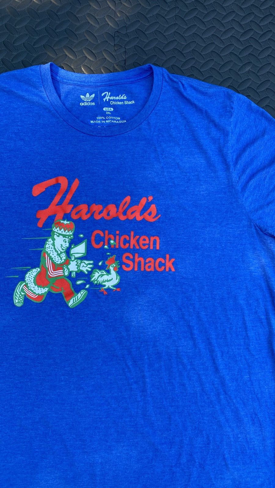 Adidas Adidas Harolds Chicken Chicago Exclusive Mild Sauce 2XL | Grailed