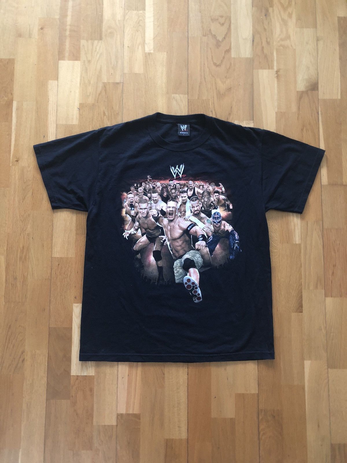 Vintage WWE RAW SMACKDOWN RARE WRESTLING TOUR VINTAGE TEE SHIRT | Grailed