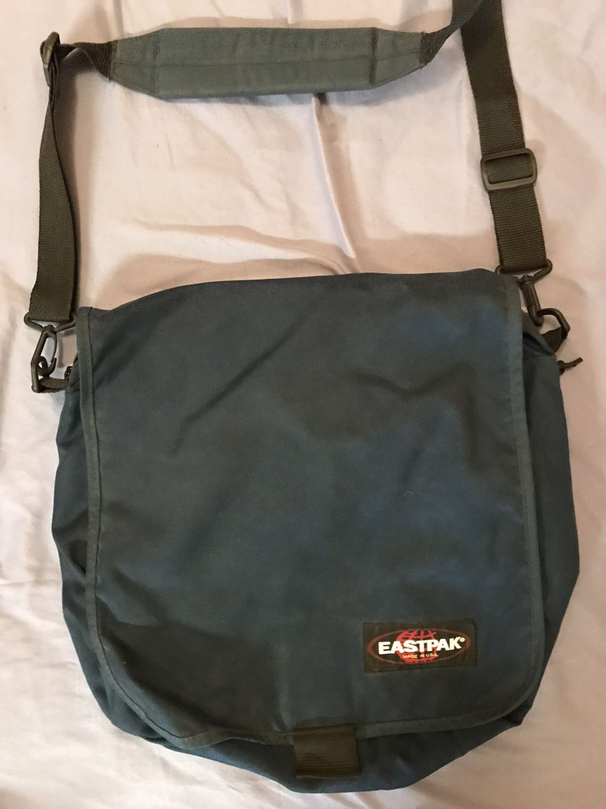 Eastpak × Vintage Eastpak large oversized messenger tall bag | Grailed