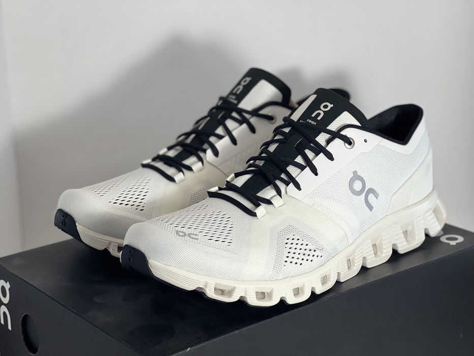 Cloud X On Running Cloud X White/Black | Grailed