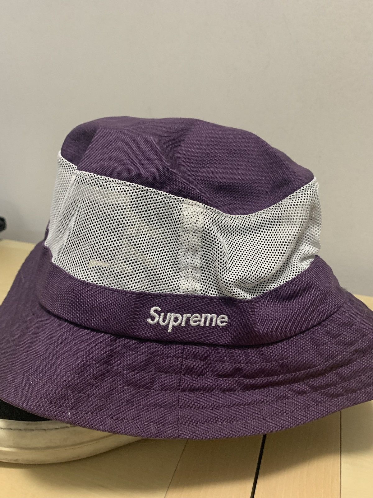 Supreme Supreme bucket hat | Grailed