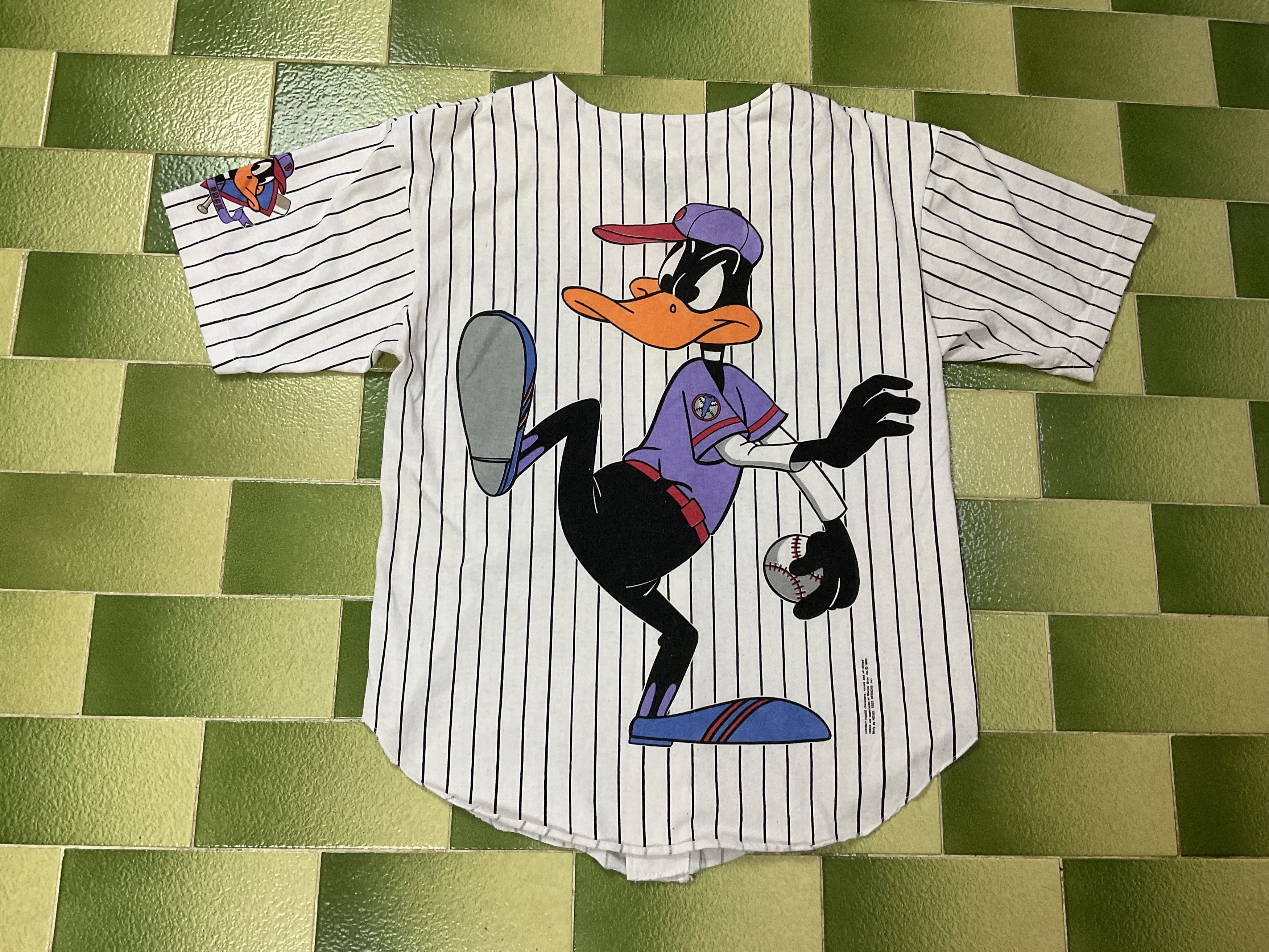 Vintage Vintage 1992 Daffy Duck Pitchers Warner Bros Baseball Jersey ...