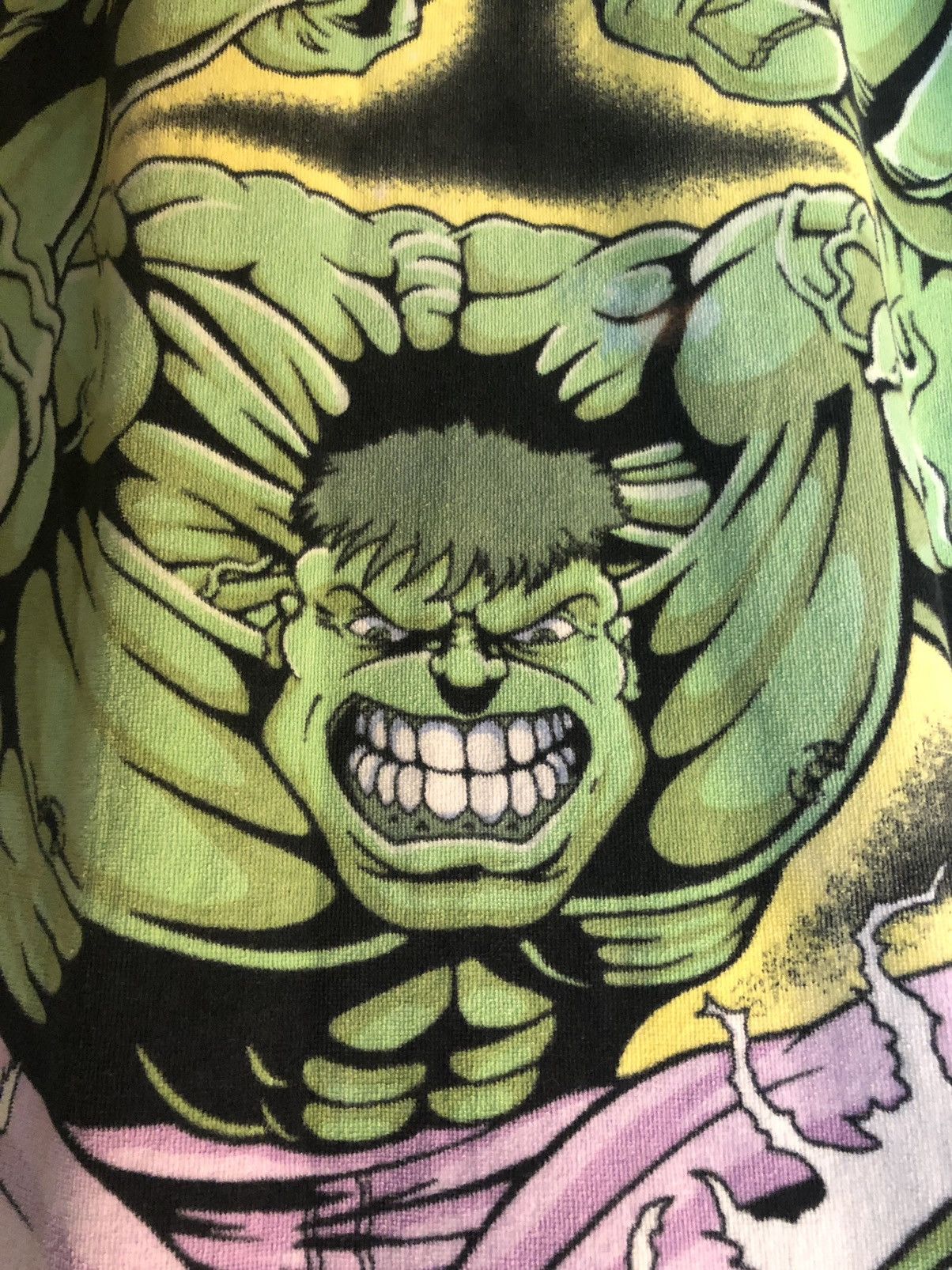 Marvel Comics 2003 marvel incredible Hulk avenger beach towel used ...