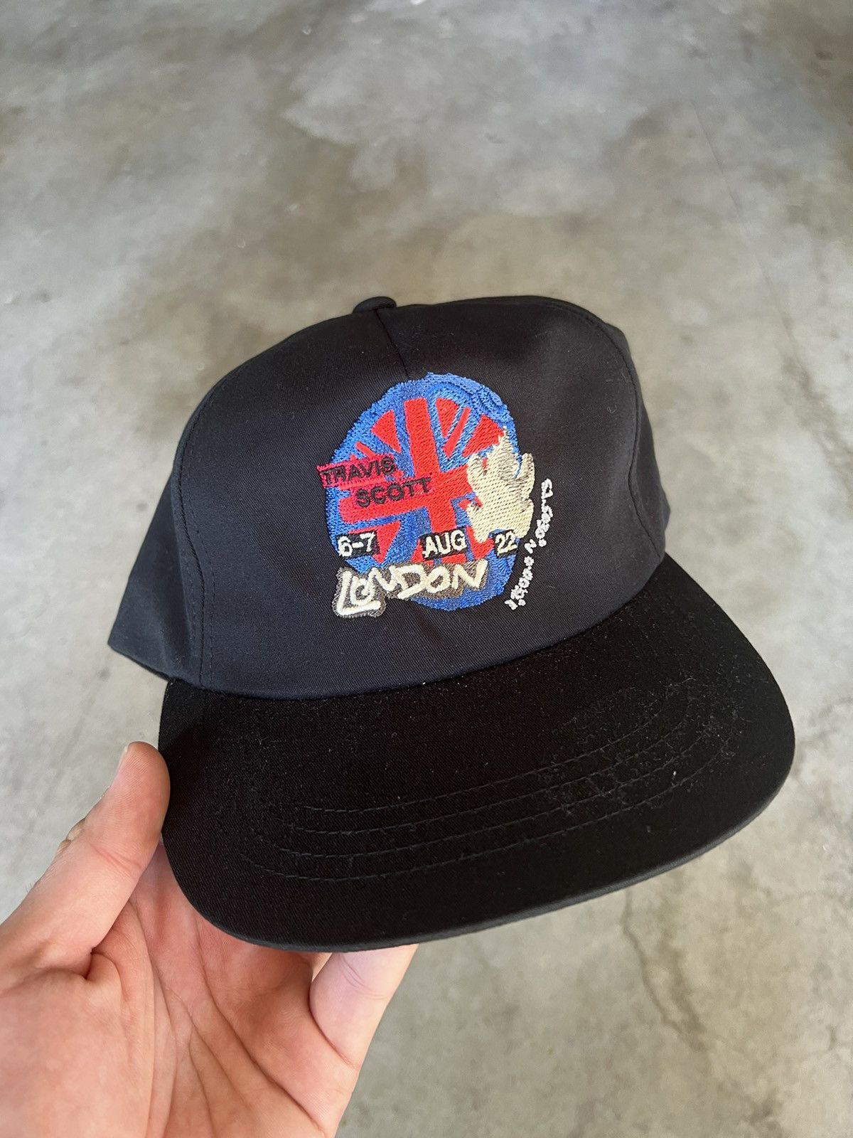 Travis Scott Travis Scott London Exclusive O2 Arena Snapback Hat | Grailed