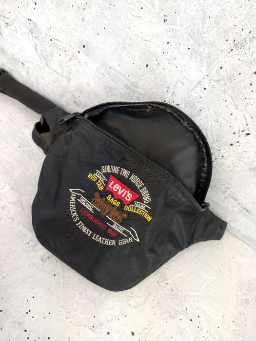 Vintage Levi's vintage fanny pack | Grailed