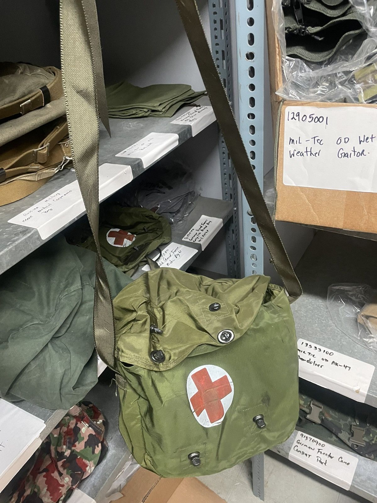 Japanese Brand × Military × Rare Vintage 80s Military issue medic ...