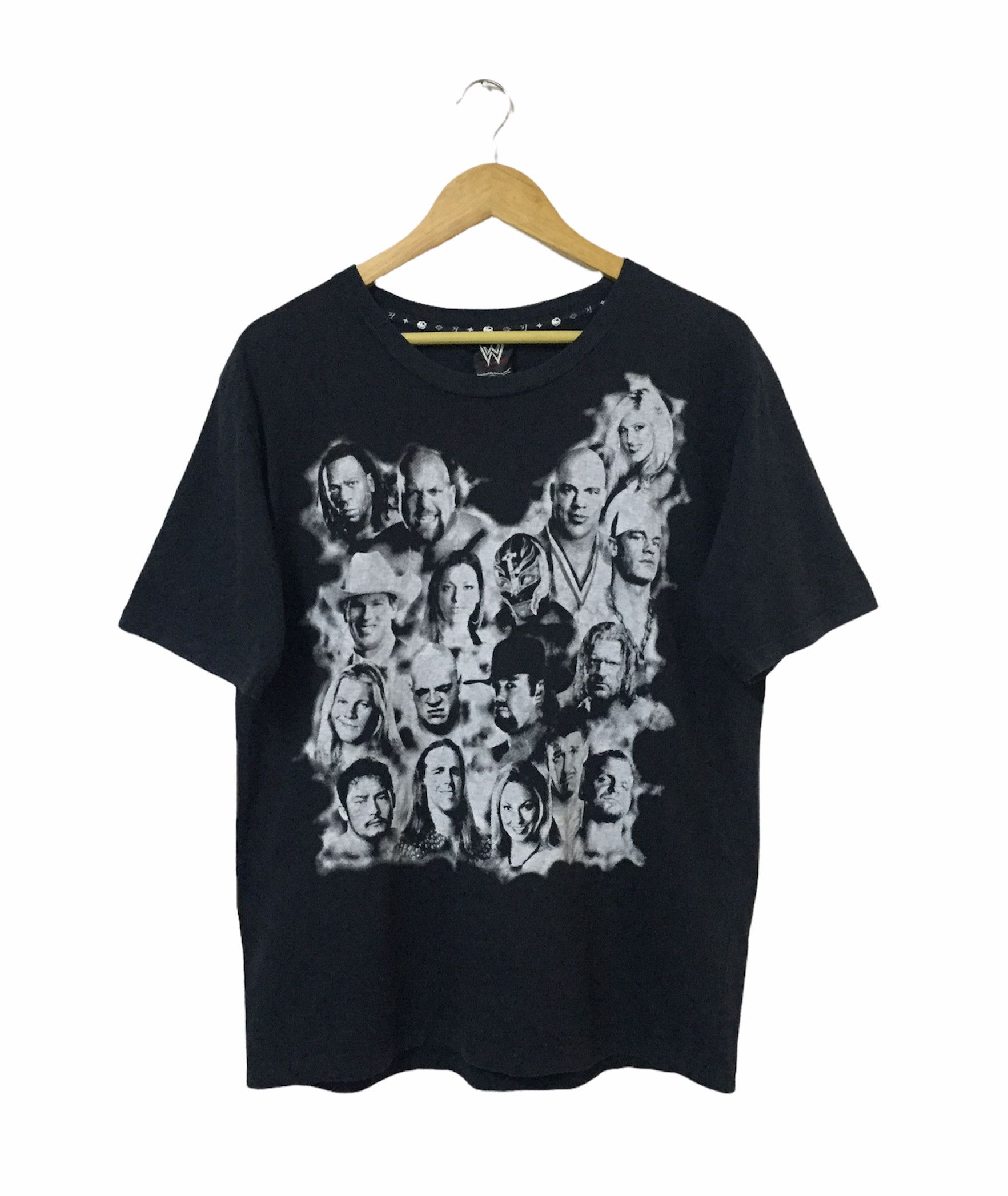 Vintage VINTAGE 00s WWE SMACKDOWN SUPERSTAR ROSTER PPFM TSHIRT | Grailed