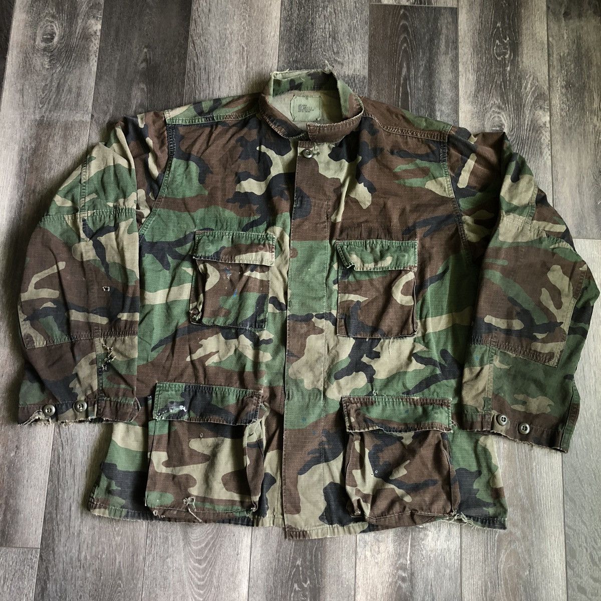 Vintage Vintage 1990s US Army Combat Camouflage Coat Buttoned Jacket ...