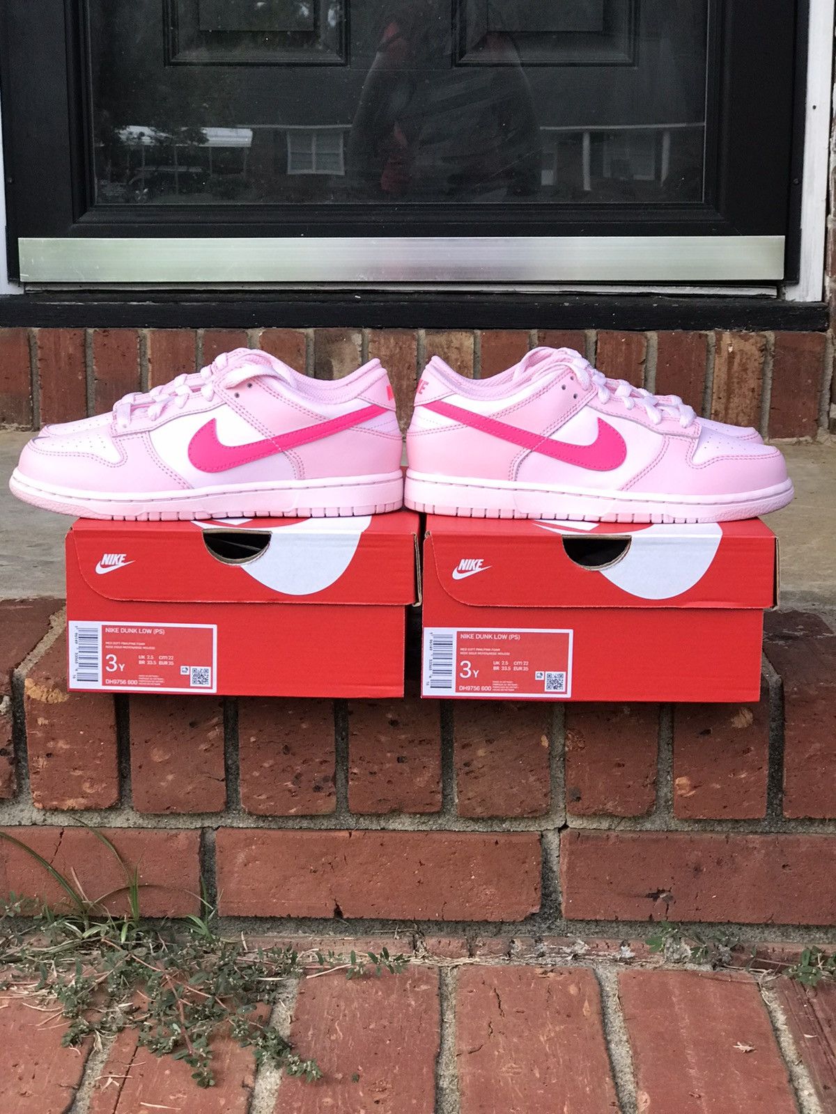 Nike Nike Dunk Triple Pink Low (Barbie Dunks) PS Size 3Y | Grailed