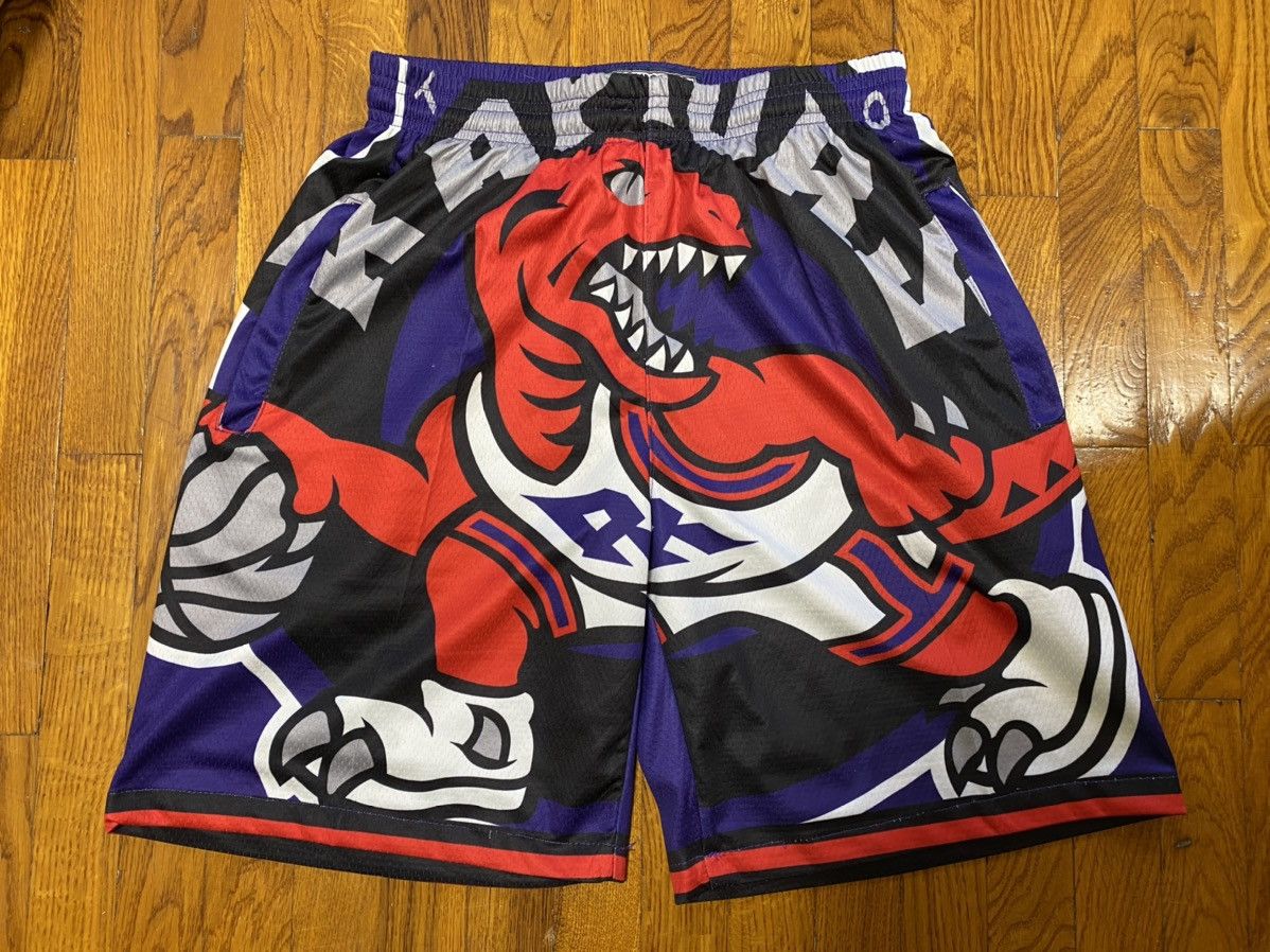 NBA × Vintage Vintage Toronto Raptors Shorts | Grailed