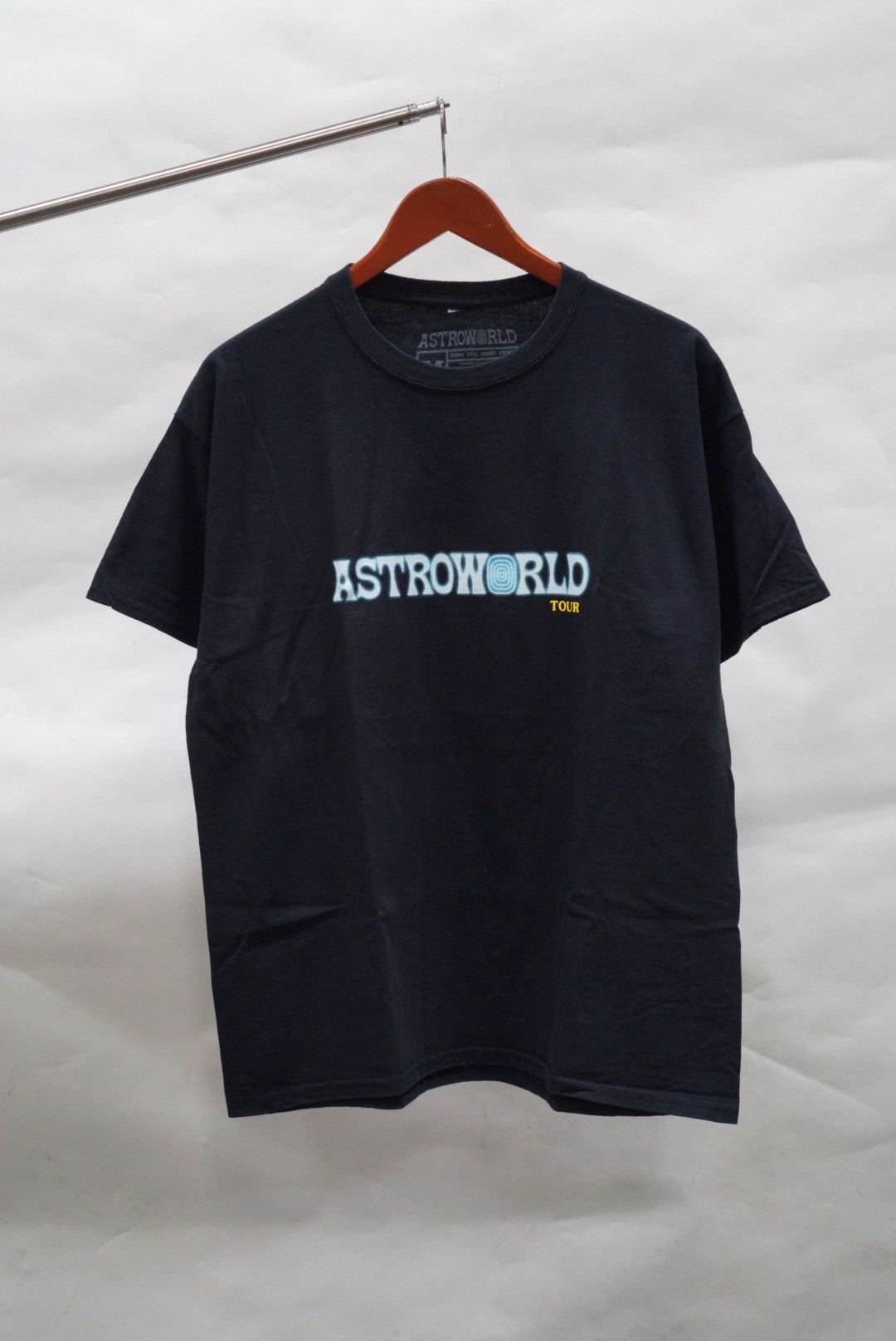 Travis Scott TRAVIS SCOTT Astroworld Tour Tee Black | Grailed