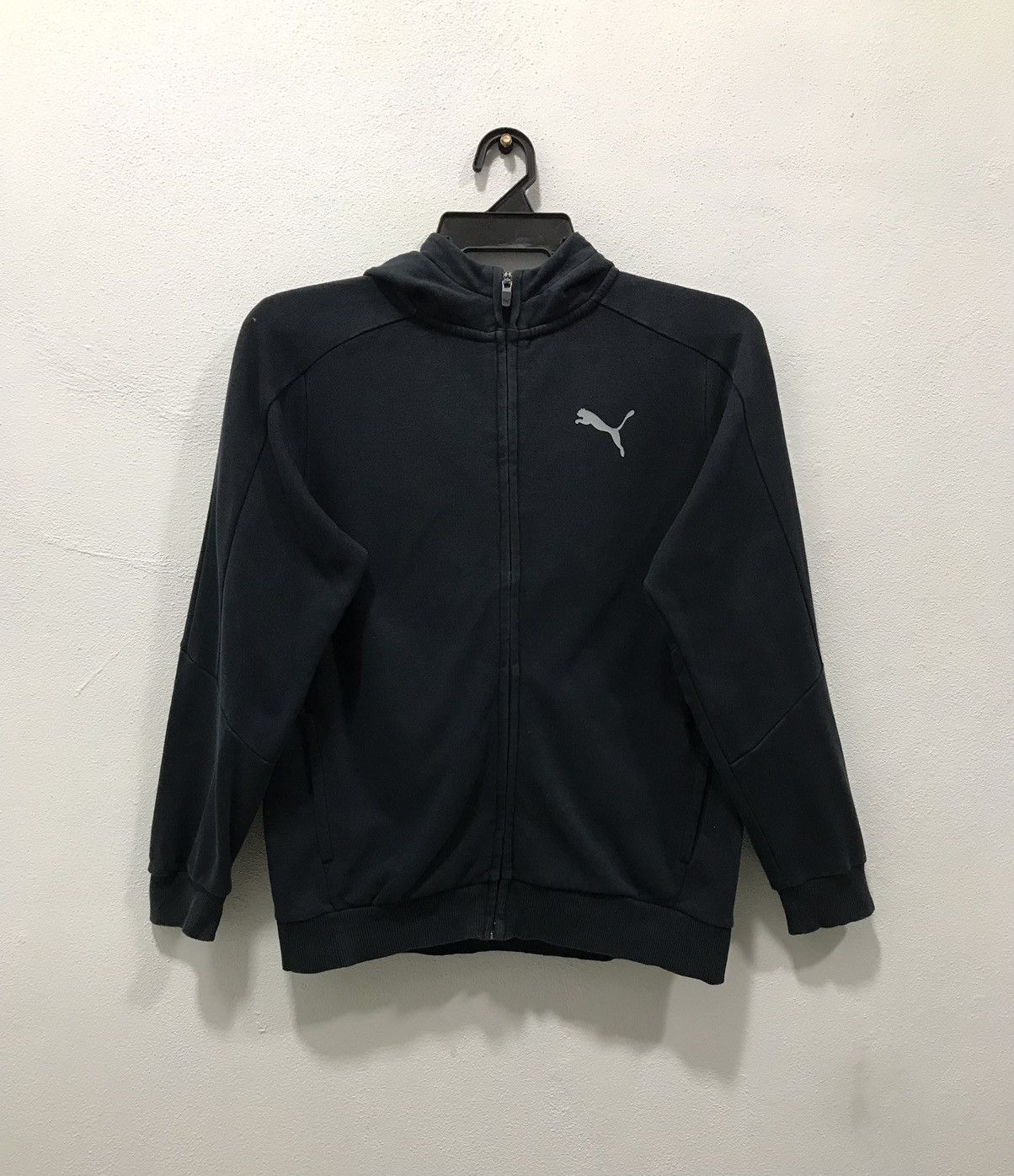 Puma PUMA BLACK SWEATER | Grailed