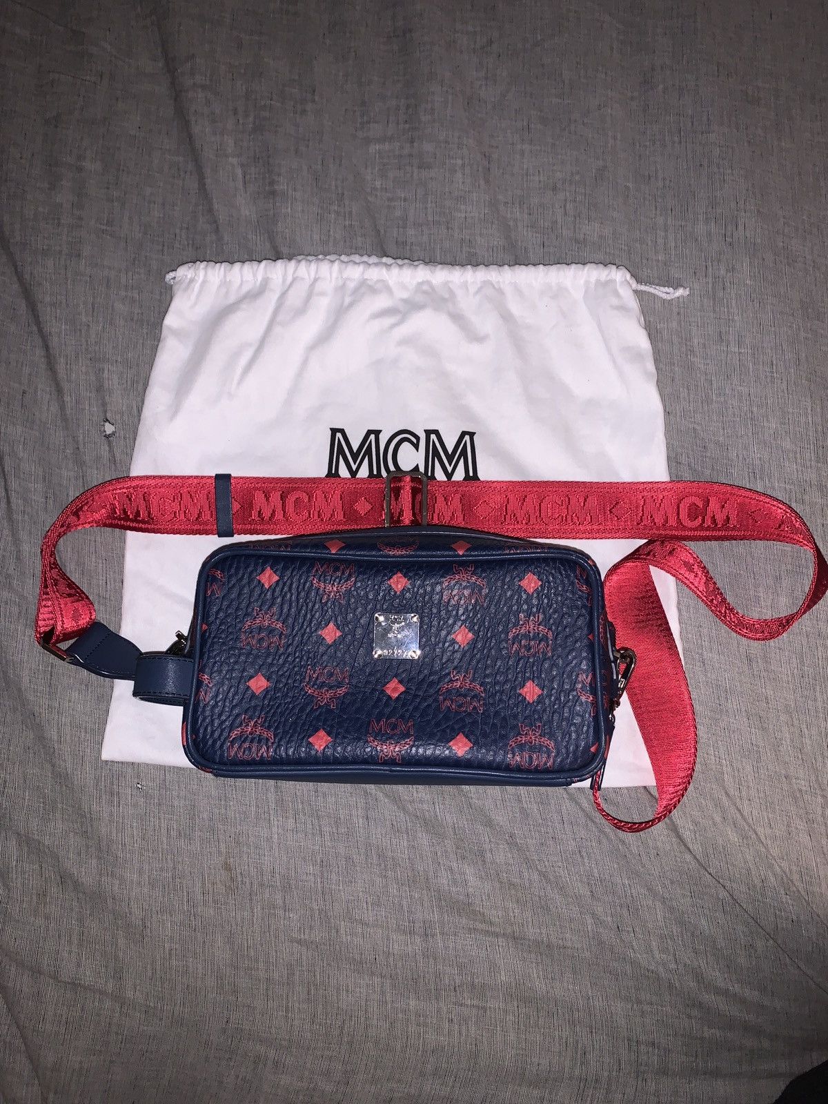 MCM MCM MESSENGER BAG W REMOVABLE STRAPS | Grailed