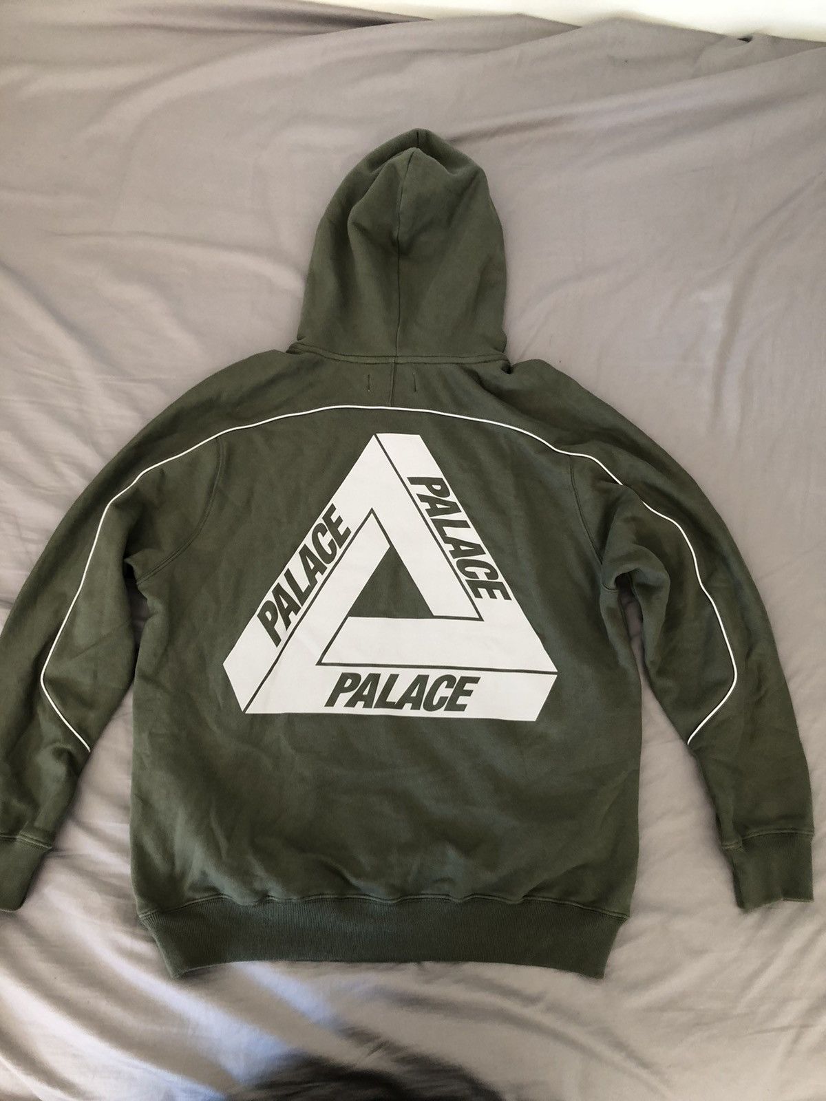 Palace Palace Reflecto Hood Cloud | Grailed