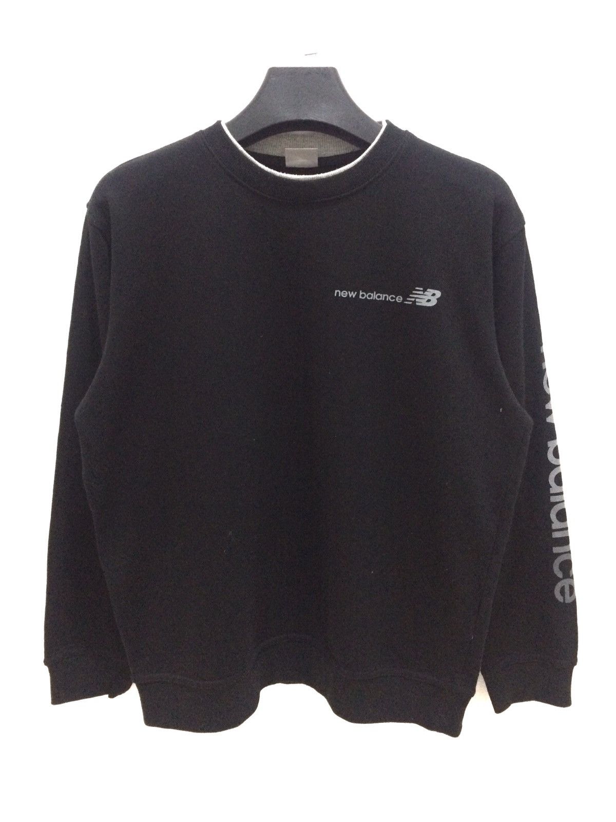New Balance New Balance Small Logo Sweatshirt | Grailed