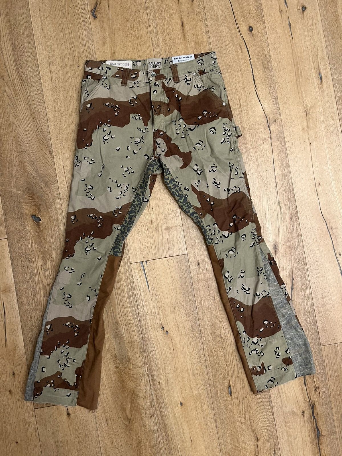 Gallery Dept. gallery dept desert camo flares RARE | Grailed