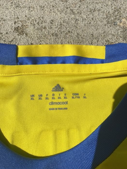 Adidas Sweden Home Kit Zlatan Ibrahimovic Jersey | Grailed Adidas Sweden Home Kit Zlatan Ibrahimovic Jersey | Grailed