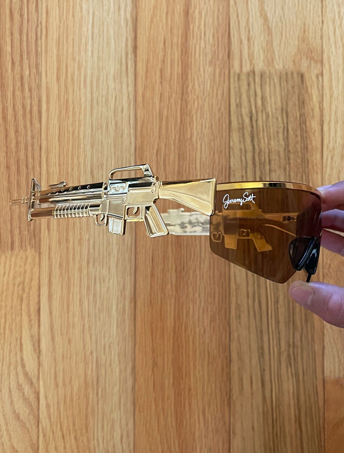 Linda Farrow SS2013 Jeremy Scott x Linda Farrow M16 Rifle Sunglasses ...