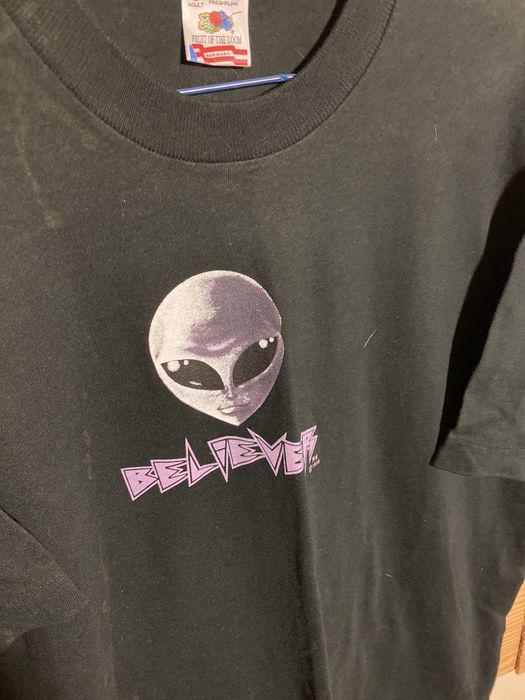 Vintage Vintage 90’s Fashion Victim X Alien Workshop Believer tee | Grailed