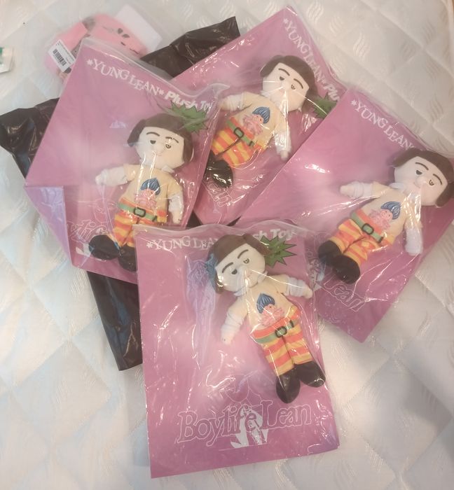 Sad Boys BOYLIFE LEAN PLUSHIE | Grailed