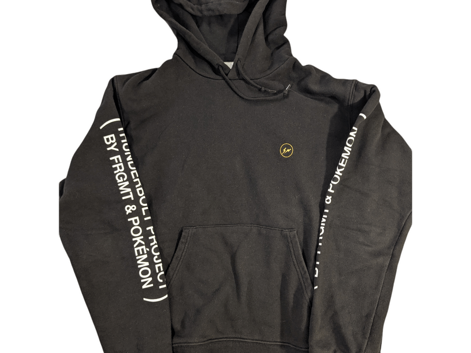 Fragment Design Fragment x Pokemon Running Pikachu Thunderbolt Project ...