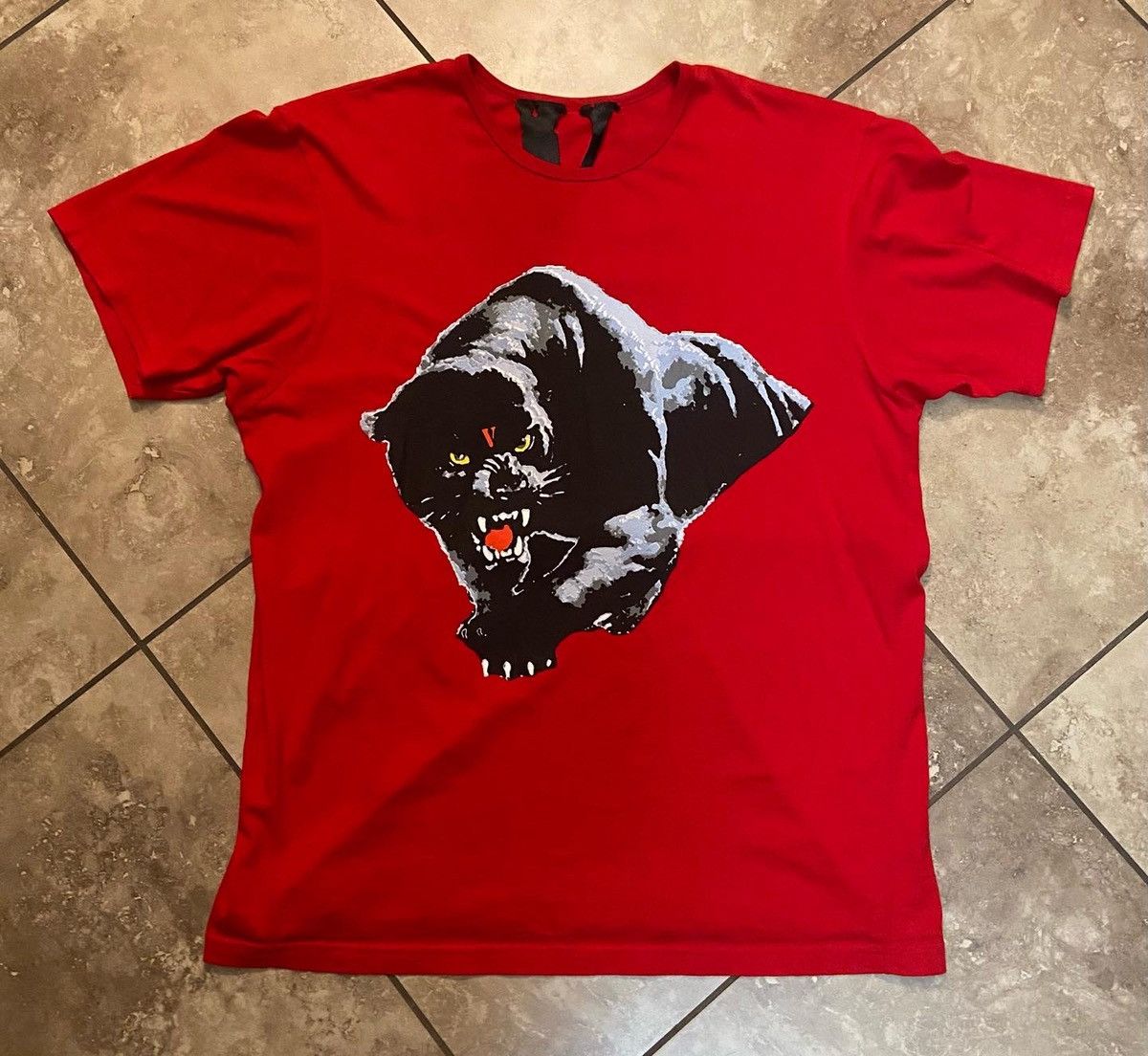 Vlone Vlone Black v Panther T-Shirt Red | Grailed