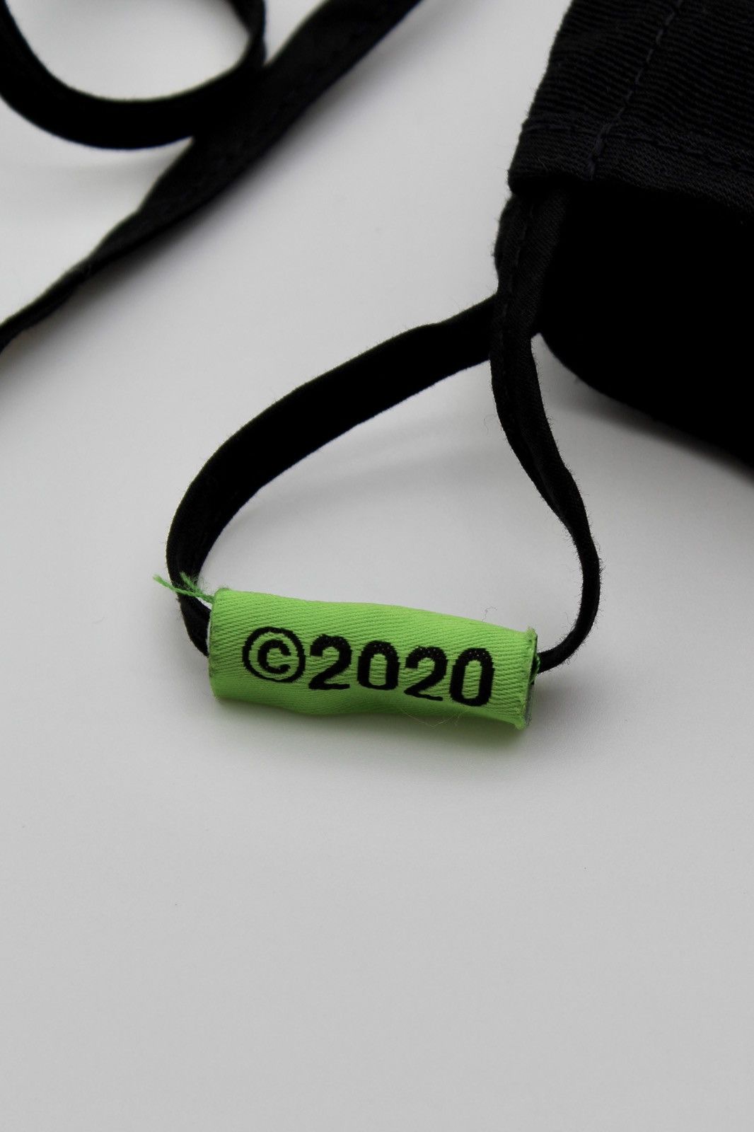 Virgil Abloh Black MOCA “Still Speaks Loudly” Mask | Grailed