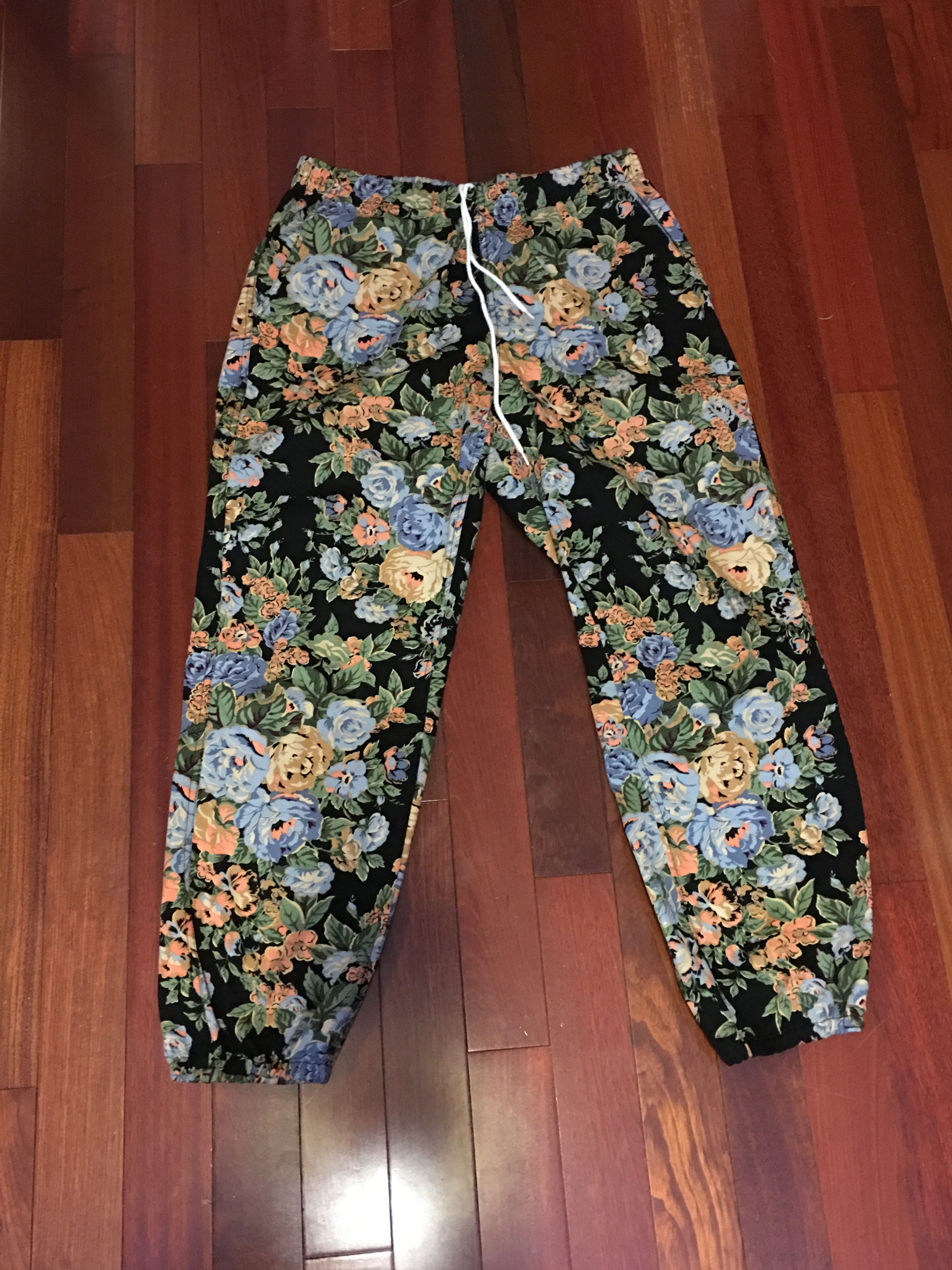 Take A Look About Supreme Floral Pants