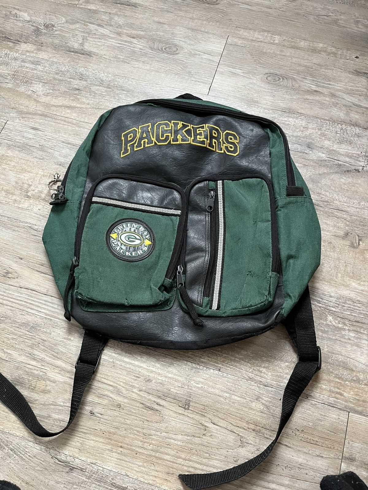 Vintage Vintage 90s nfl Greenbay packers backpack | Grailed
