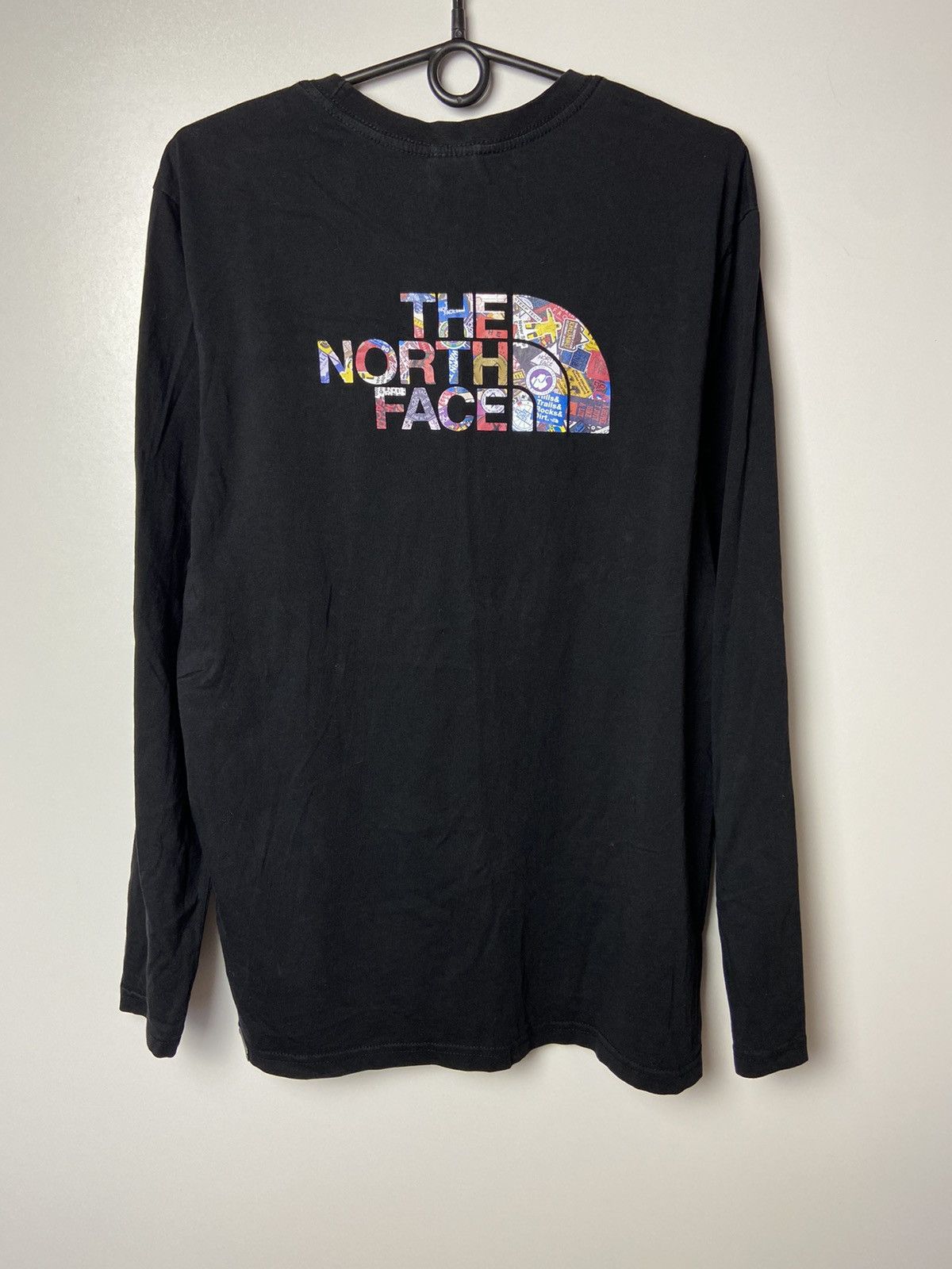 The North Face The North Face stickers logo Longsleeve | Grailed