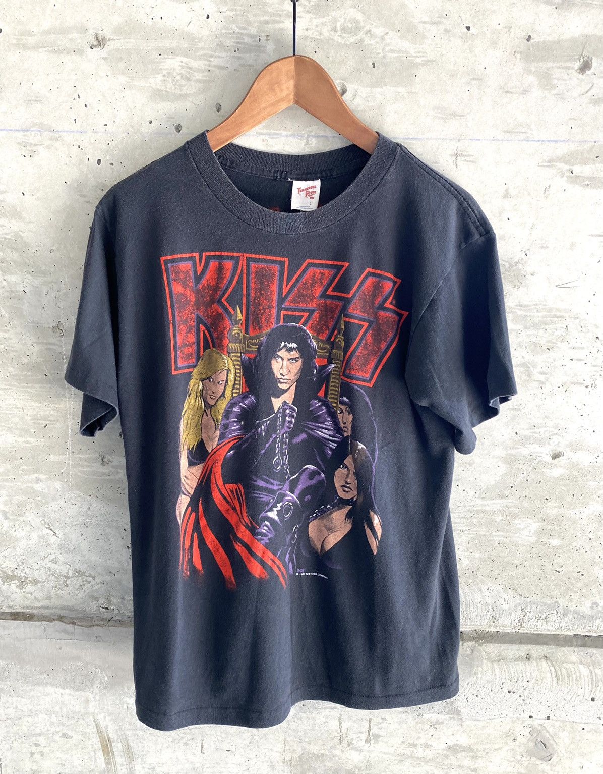 Kiss × Tour Tee × Vintage Vintage 80s Kiss band tee shirt concert tour ...