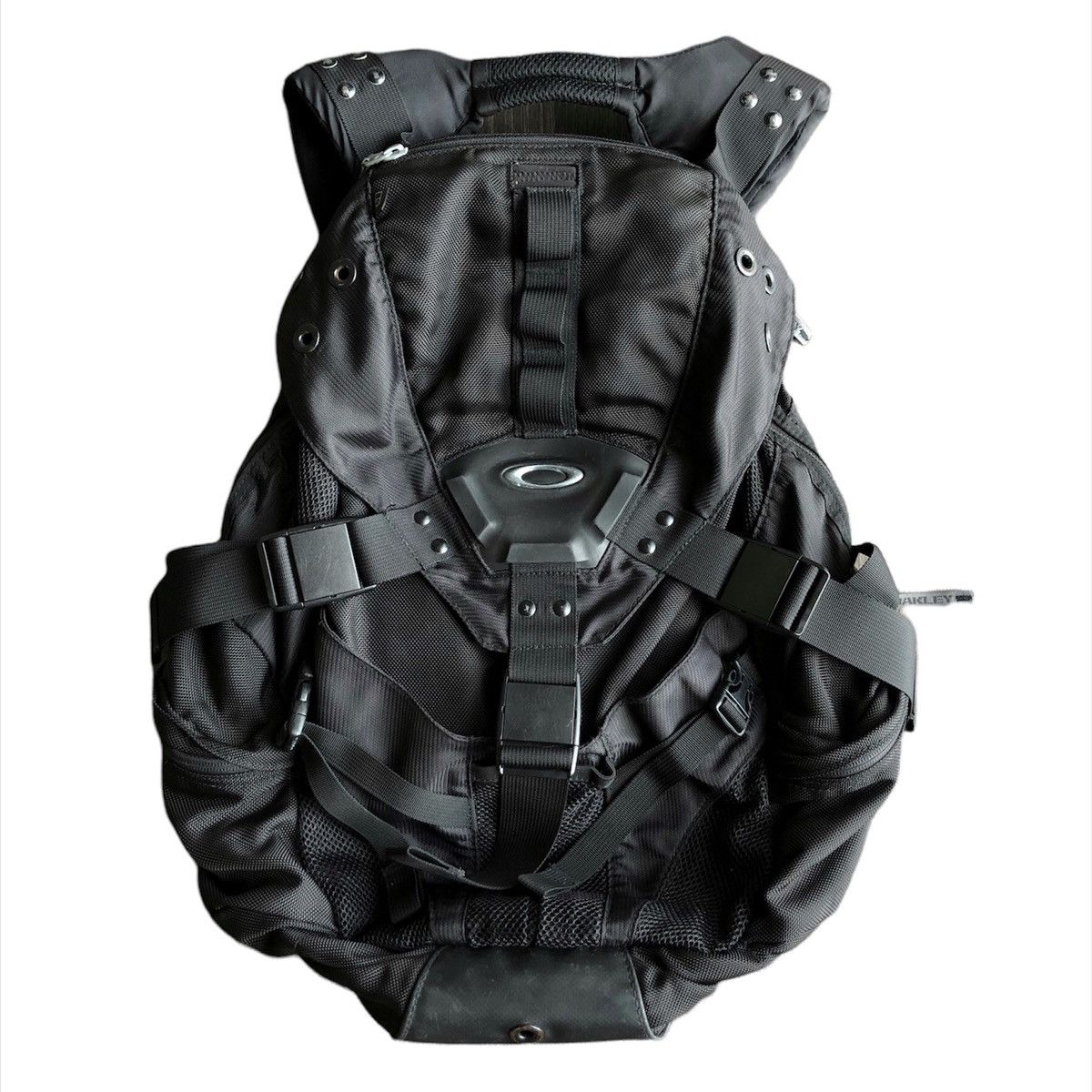 Oakley × Streetwear × Vintage Vintage Oakley Icon 3.0 Backpack VTG RARE ...