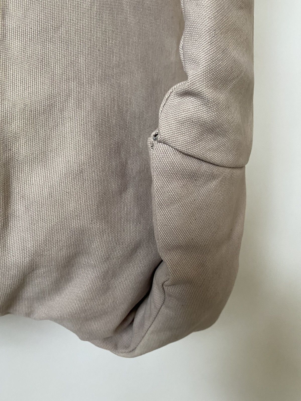 Kanye West × Yeezy Matt Welsh Pod Bag | Grailed
