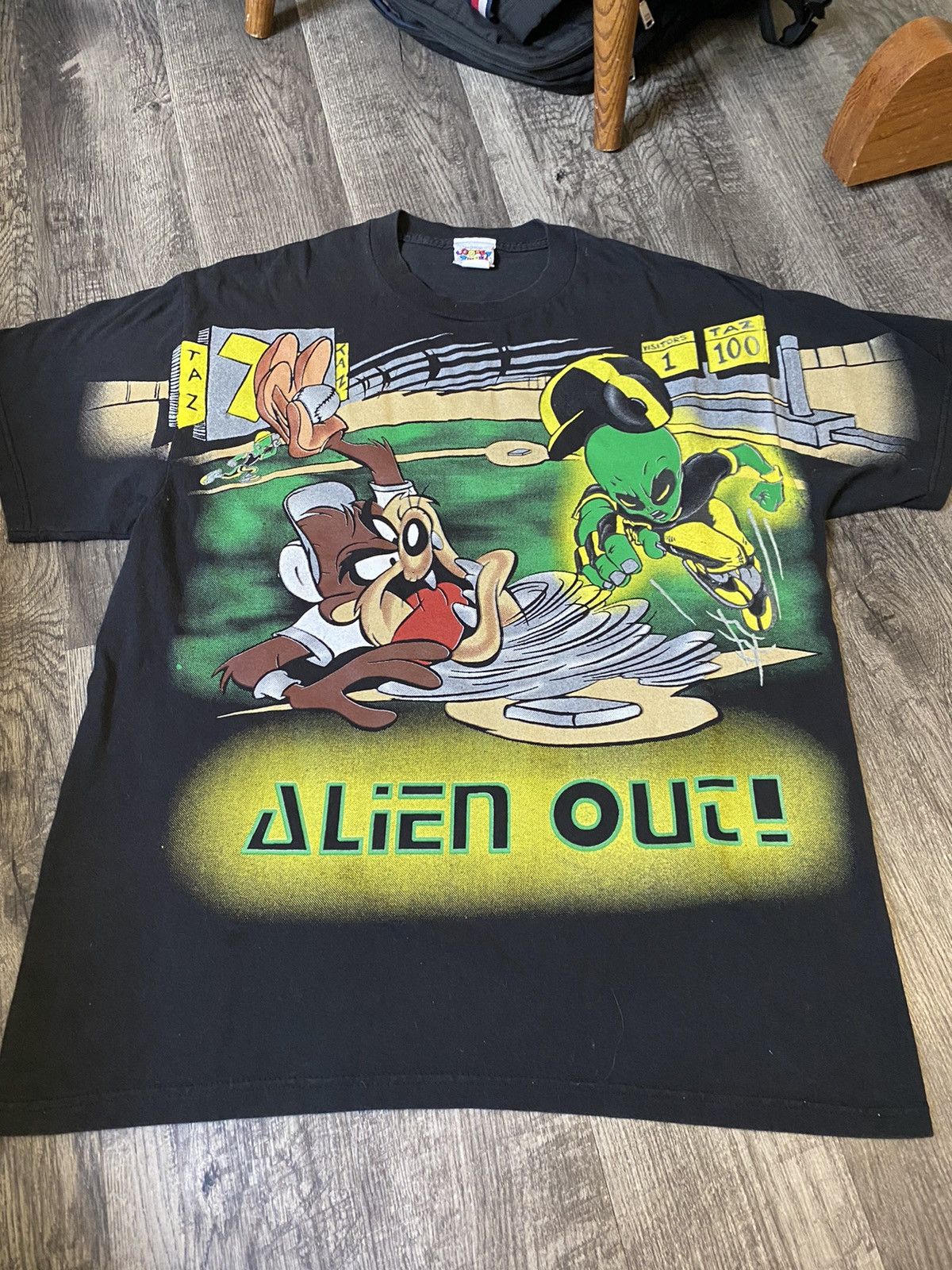 Streetwear × Vintage × Warner Bros Rare Vintage 90s Taz All Over Print ...