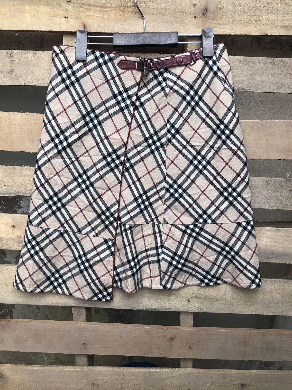 Burberry 🔥Last Drop🔥Burberry nova check mini Skirt | Grailed