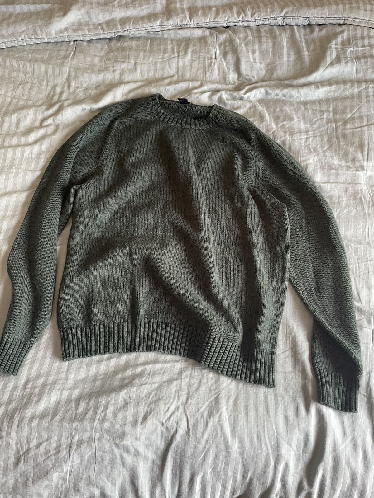 Streetwear × Vintage !vintage! Forest green sweater | Grailed