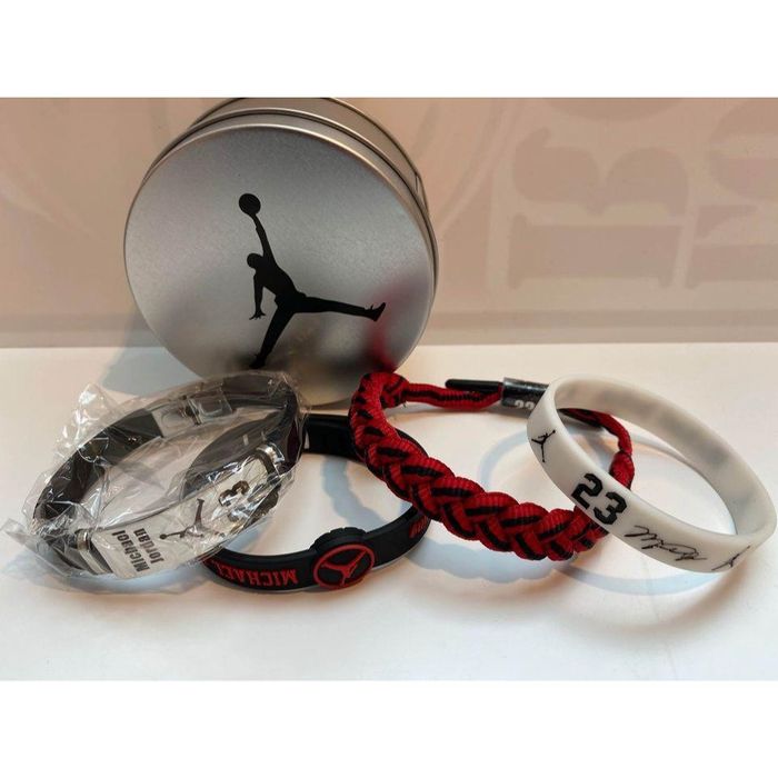 Jordan Brand Michael Jordan Chicago Bulls Air 4 Bracelet Set Box Gift ...