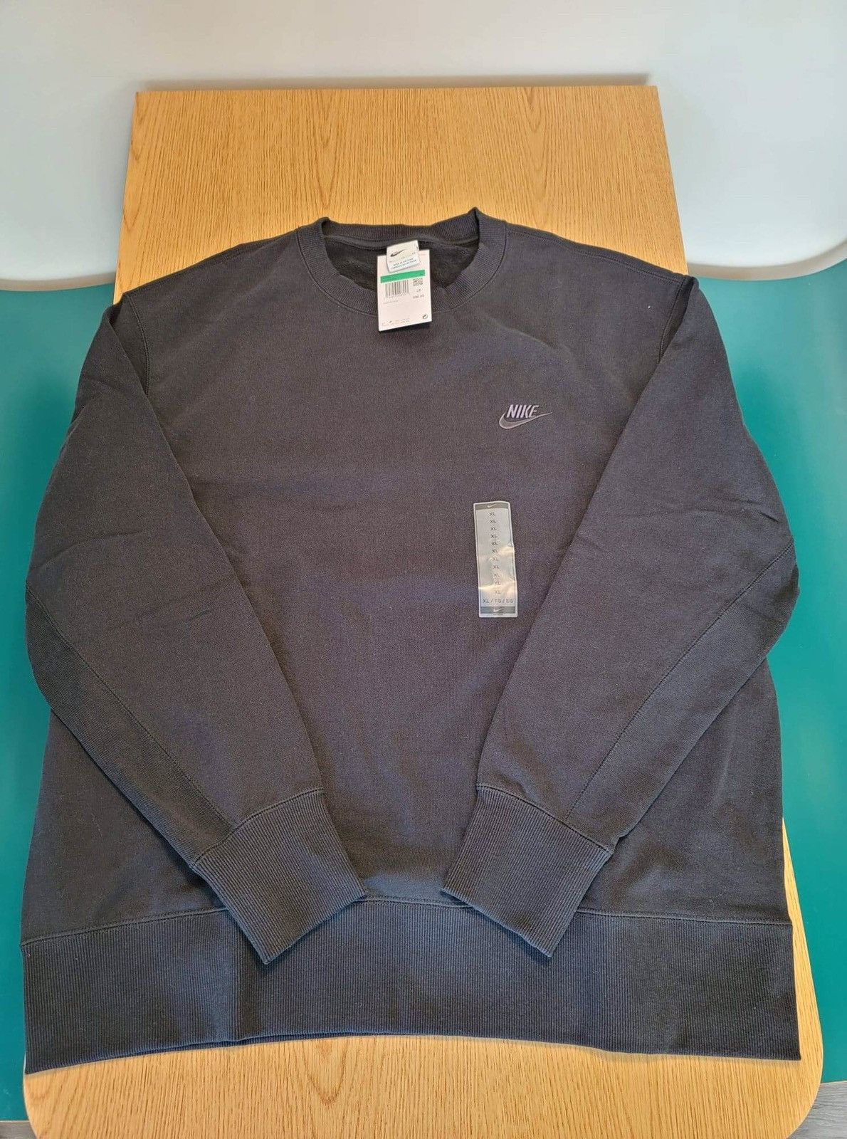 Nike Nike Sportswear Club Fleece Heavyweight Crew Neck XL new | Grailed