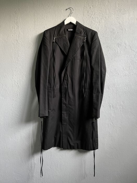 Raf Simons Raf Simons Spring 2003 Consumed Black Zipper Coat | Grailed