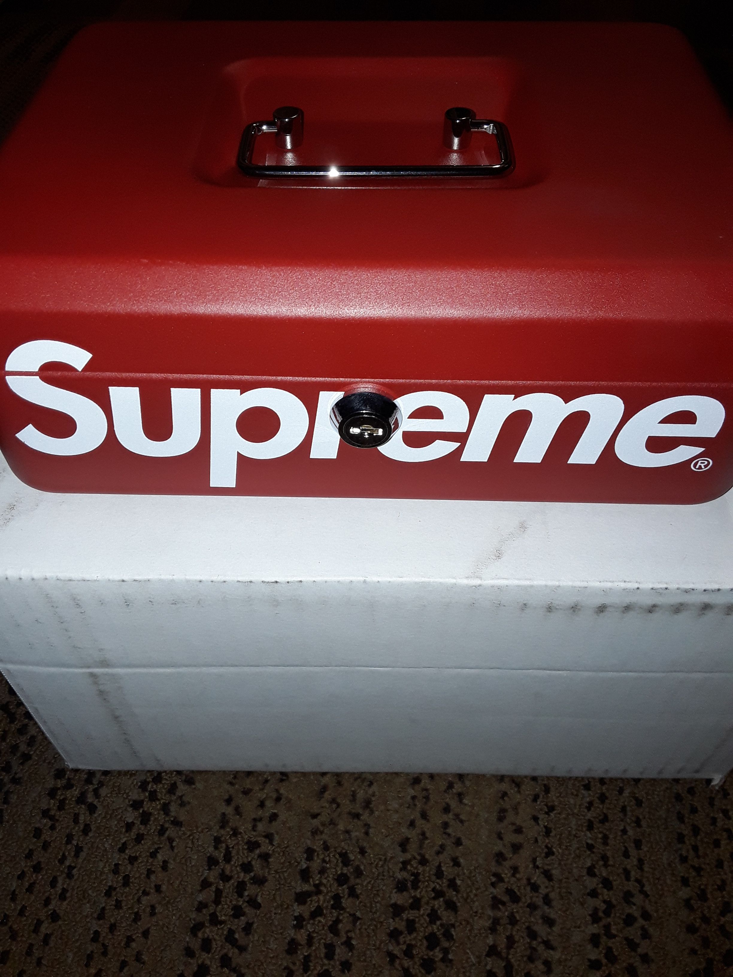 Supreme Lock box | Grailed